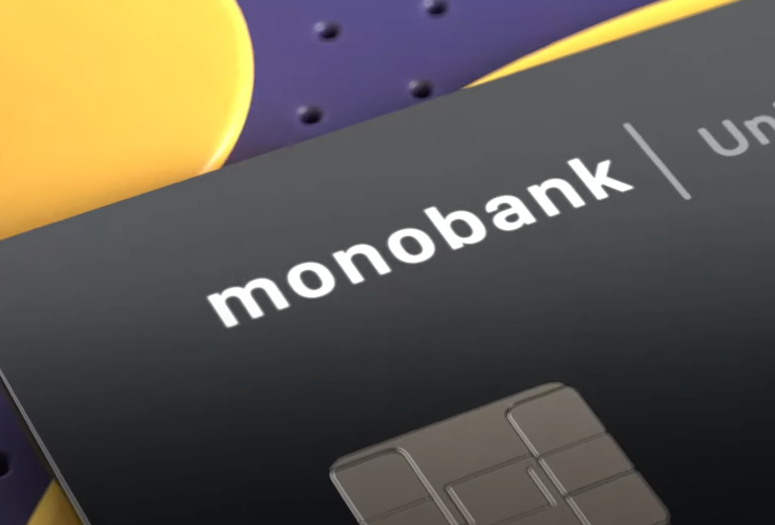 Українцям розповіли, як шахраї маскуються під Monobank